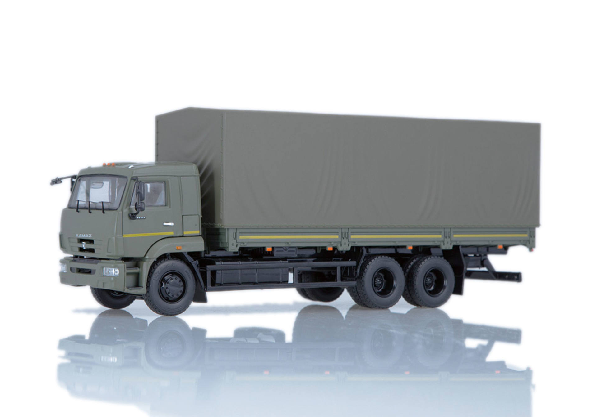 Herpa KAMAZ-65117 83SSM1318