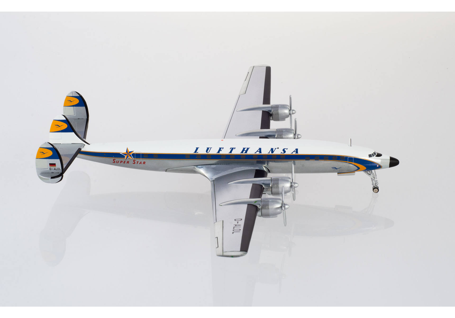 Herpa Lufthansa Lockheed L-1649A Super Star 559805