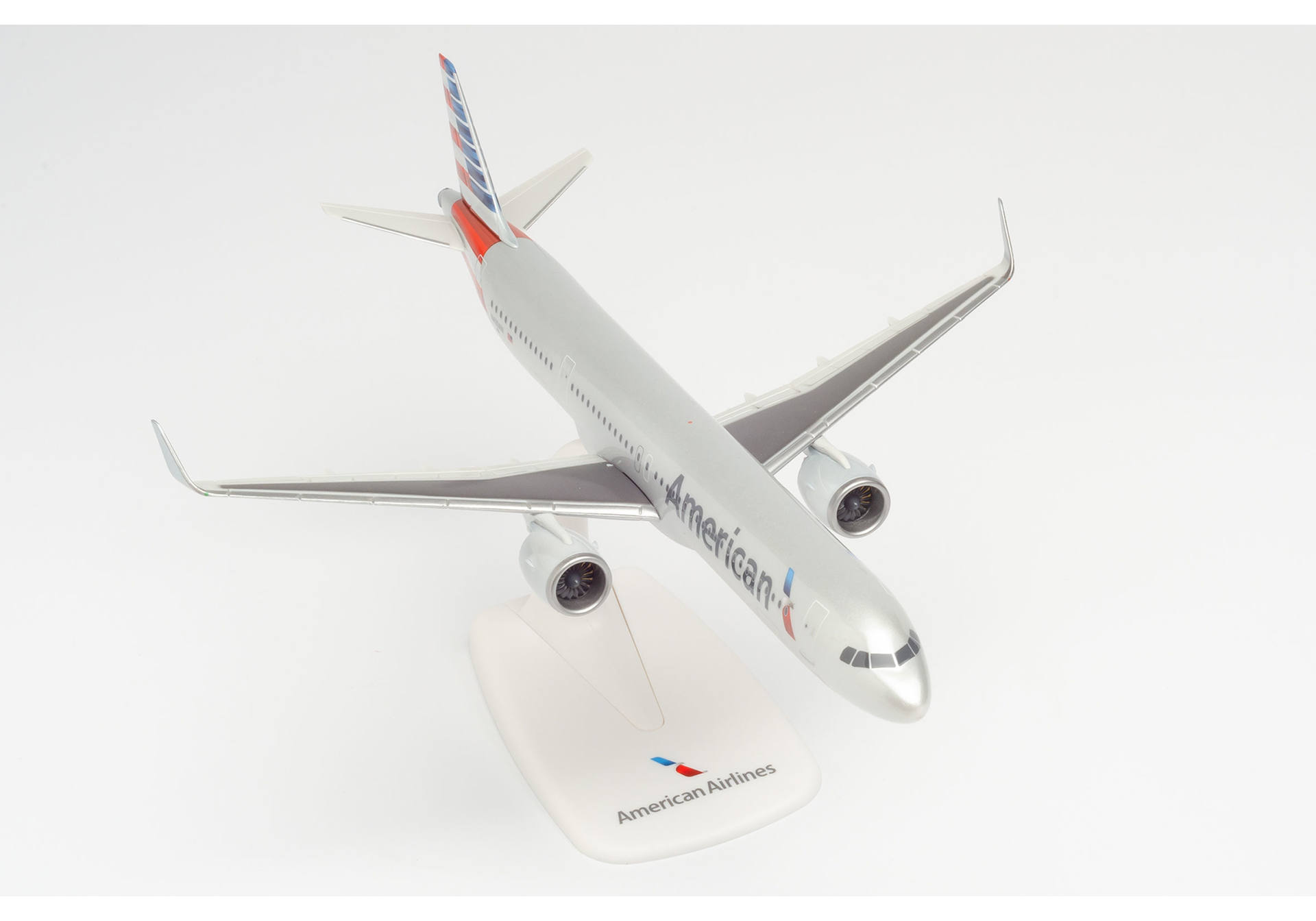 Herpa American Airlines Airbus A321neo – N400AN 613019