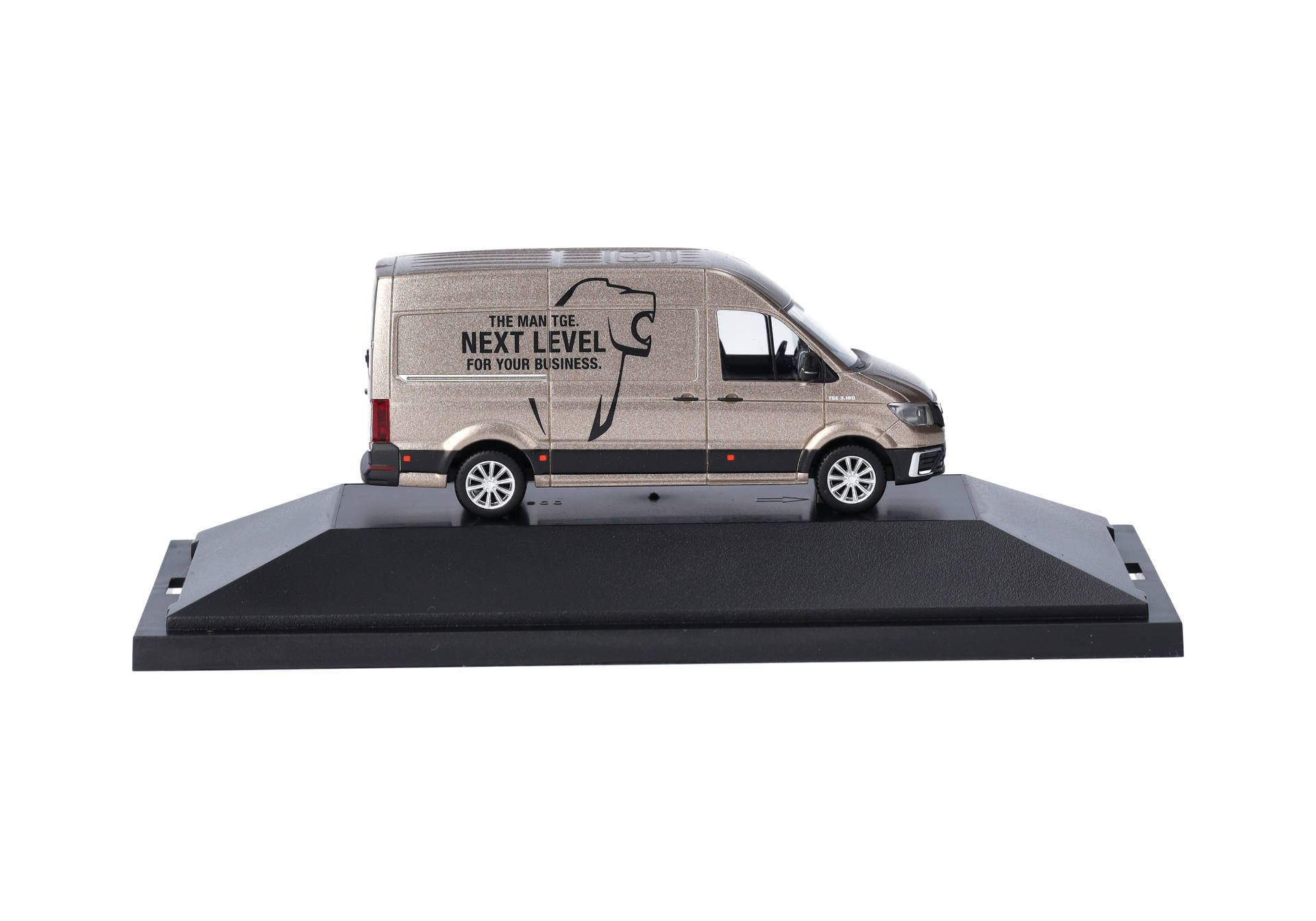 MAN TGE box high roof "MAN TGE Next Level/MAN Truck & bus SE" | 957120