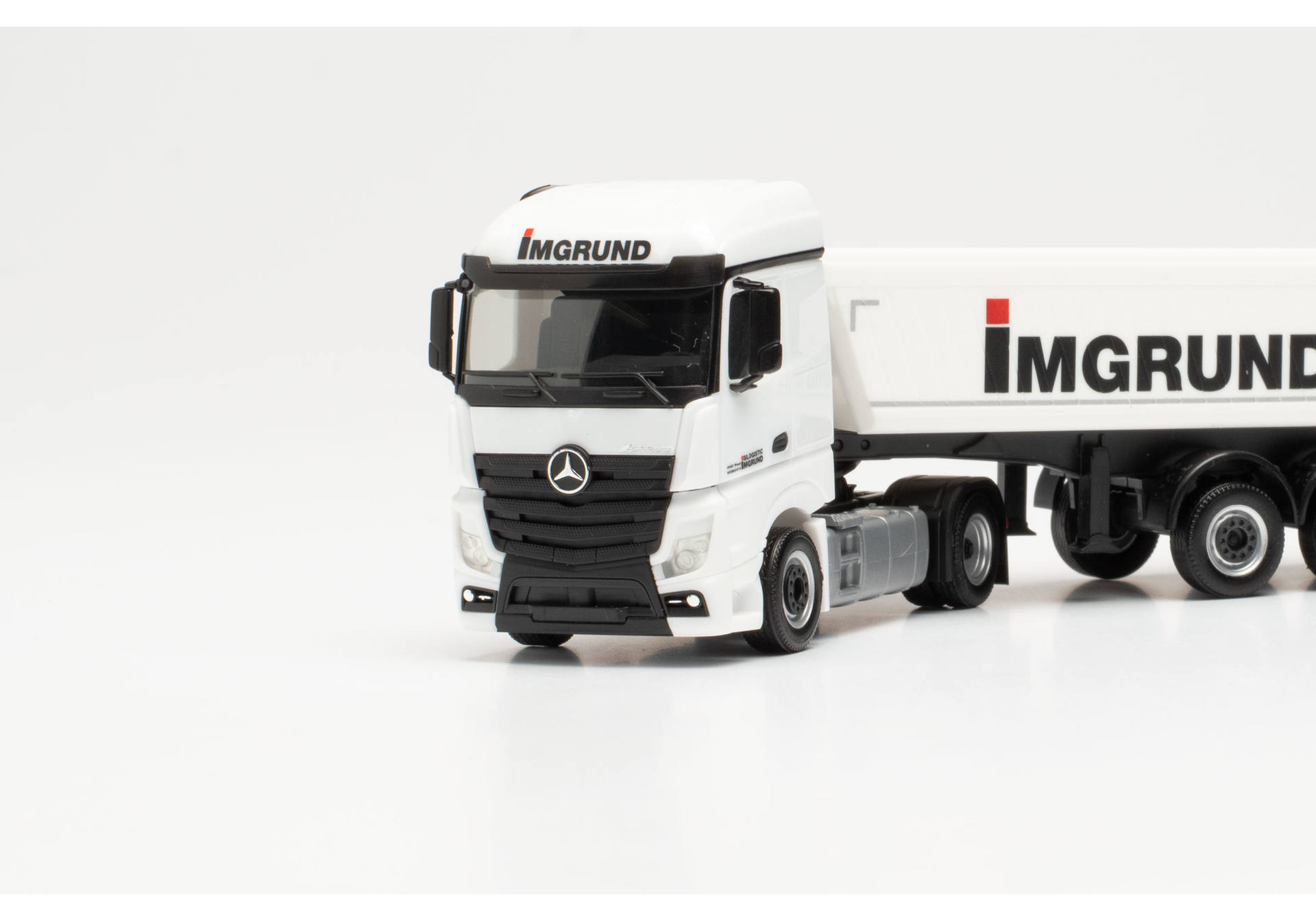 Herpa Mercedes-Benz Actros Streamspace 2.5 Schmitz tipper semitrailer ...