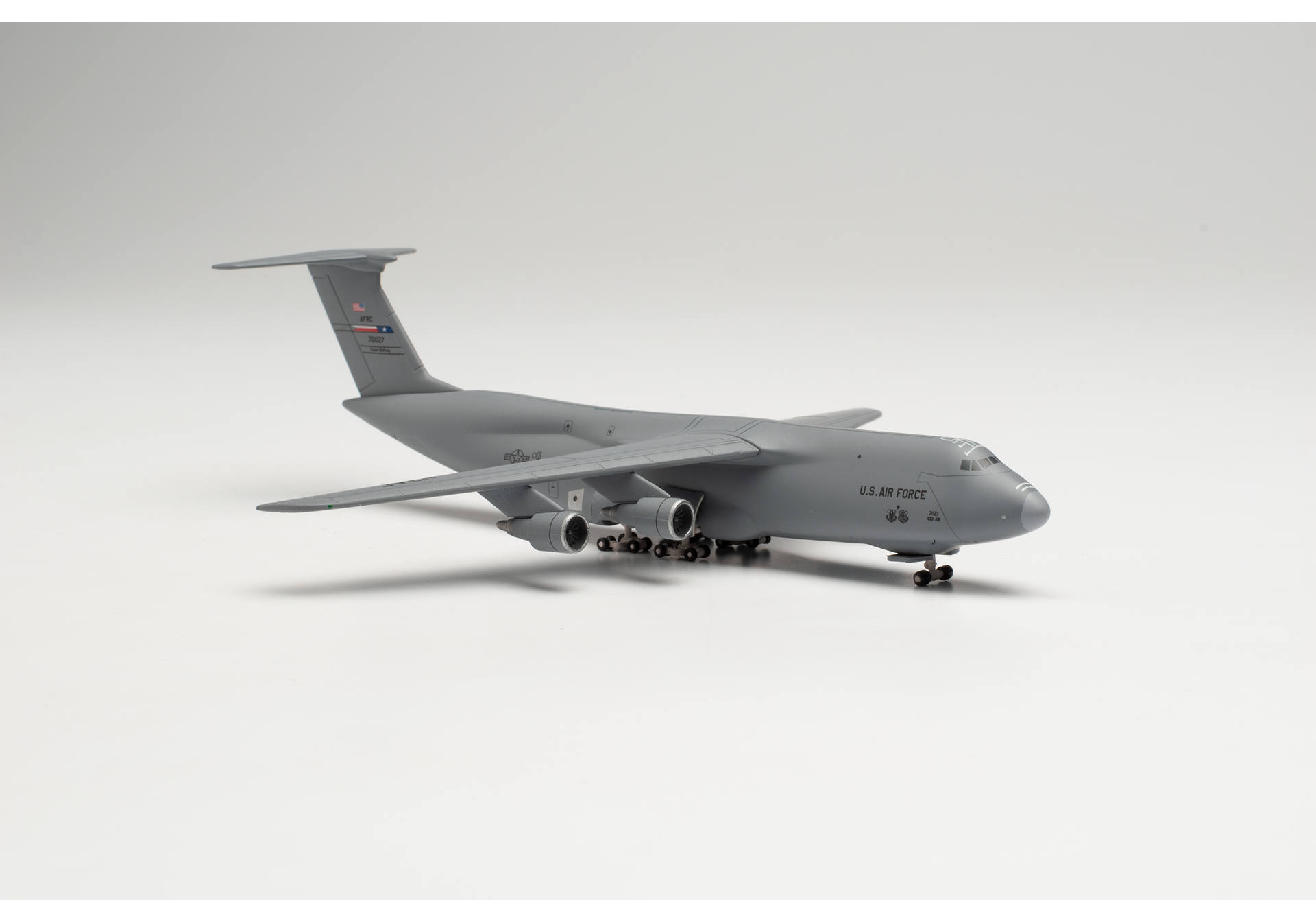 Herpa U.S. Air Force Lockheed Martin C-5M Super Galaxy - 68th Airlift ...