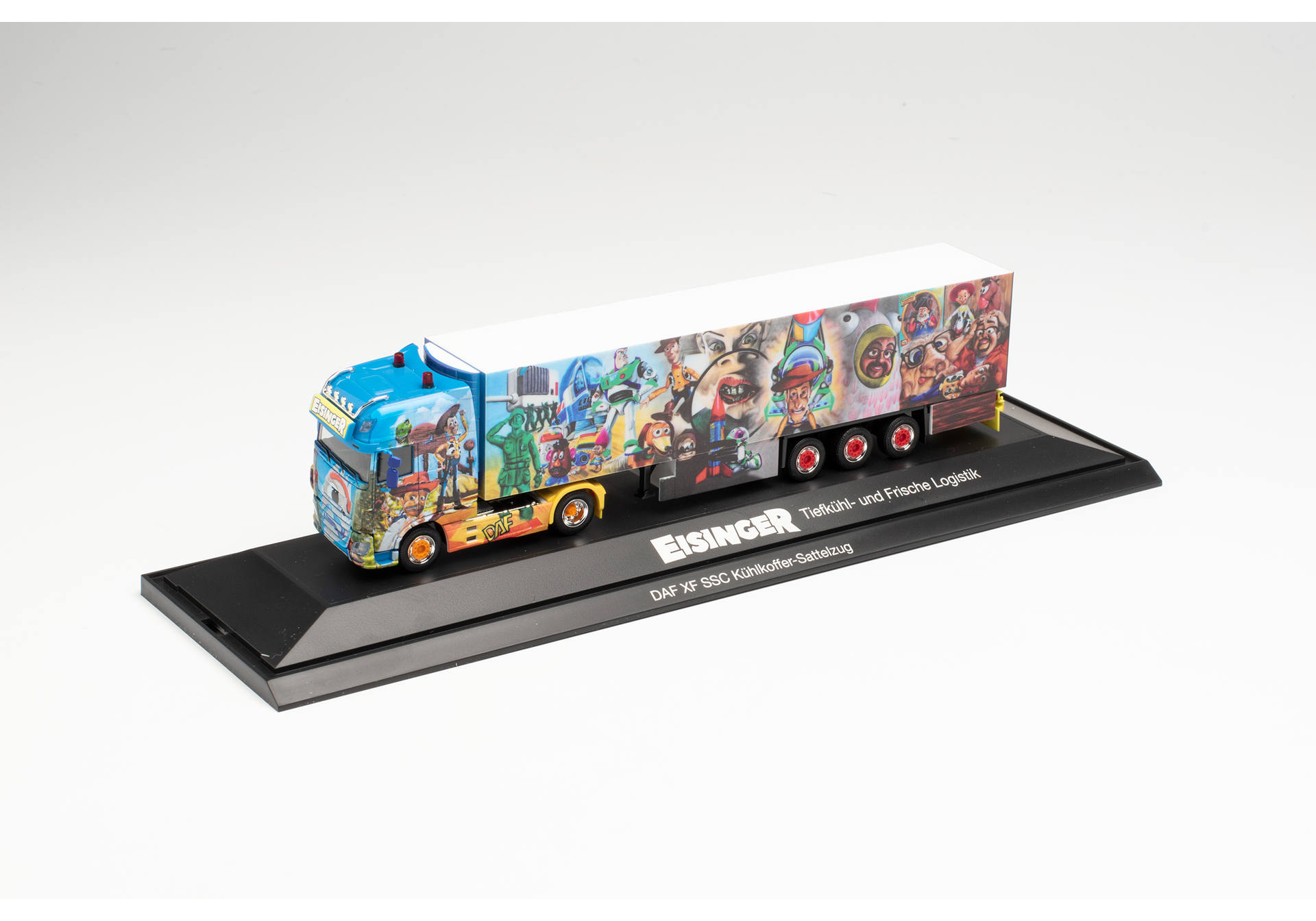 Herpa DAF XF SSC refrigerated semitrailer „Eisinger“ 122146
