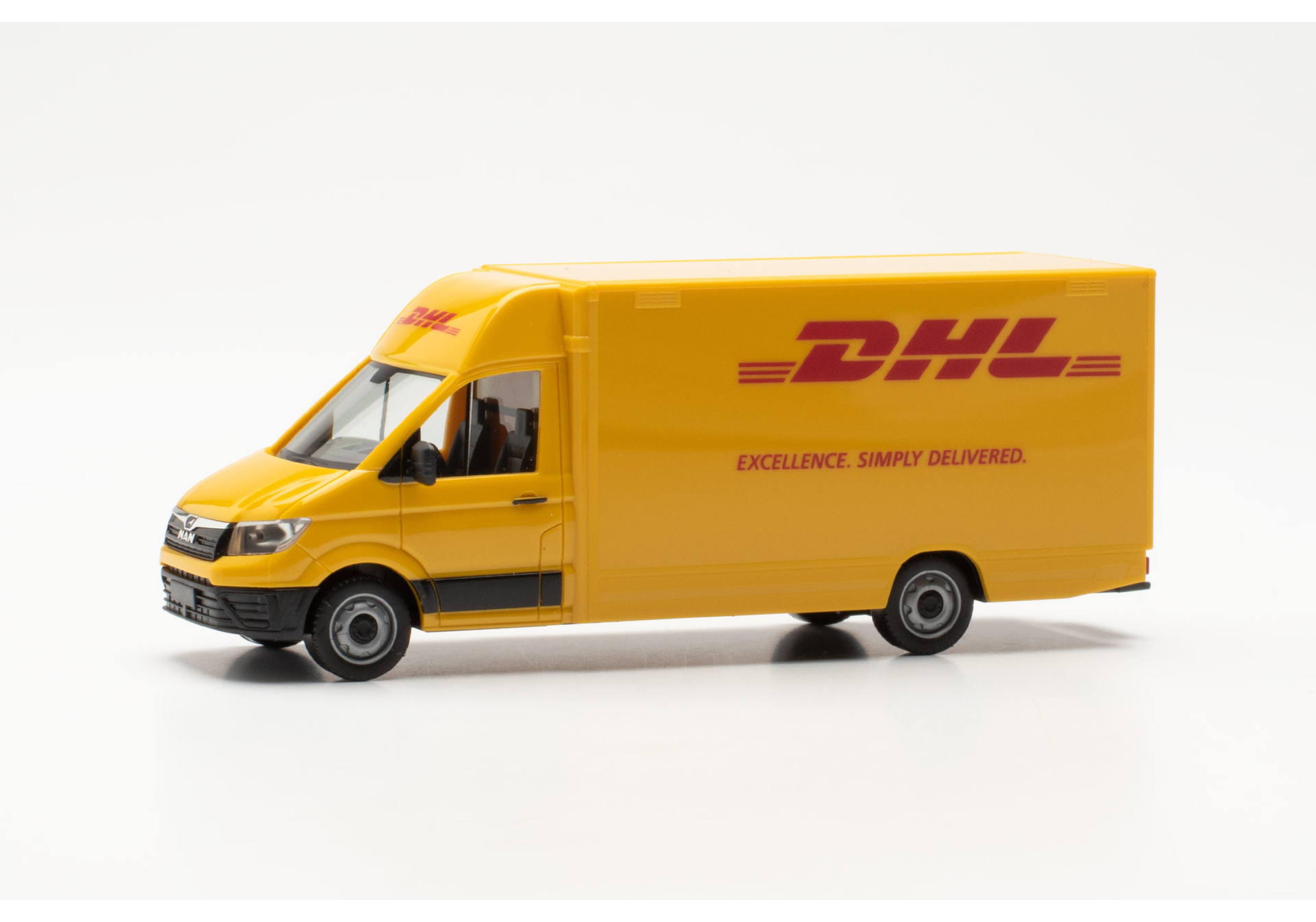 MAN TGE packaging distribution vehicle "Deutsche Post / DHL" | 097567