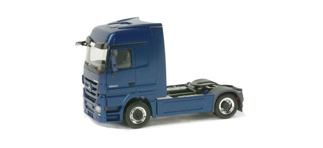Herpa Mercedes-Benz Actros LH rigid tractor, 2a 294645