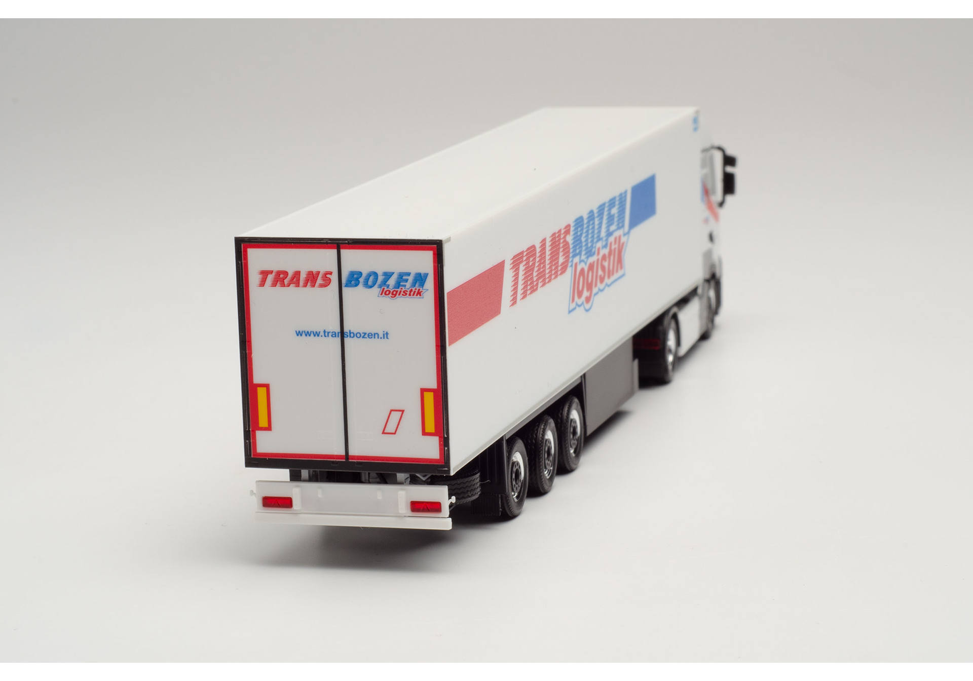 Herpa Renault T refrigerated box semitrailer „Transbozen“ 312929
