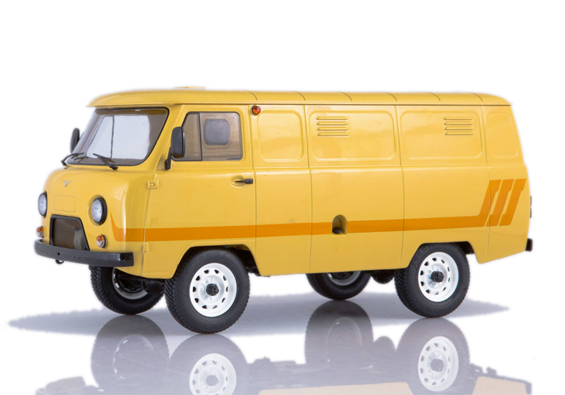 Herpa UAZ-3741 van 83SSM2007