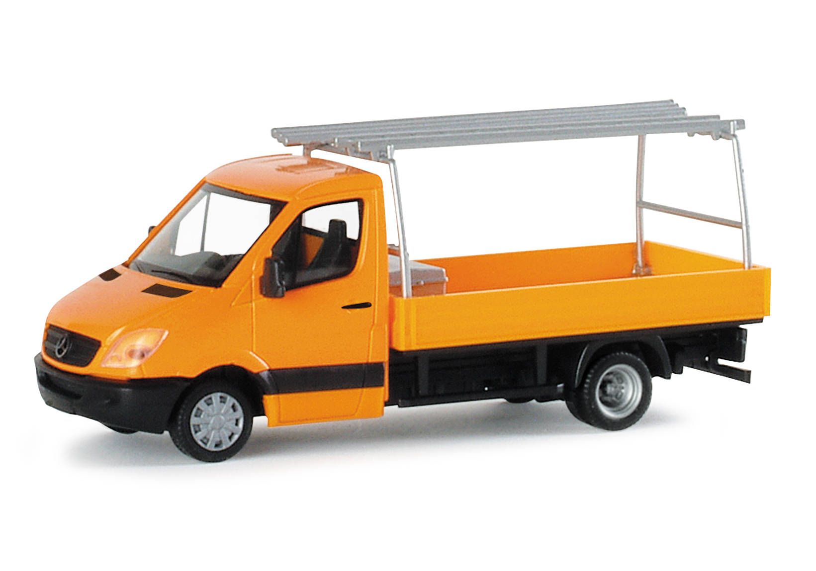 Herpa Mercedes-Benz Sprinter pick-up with loading 047814
