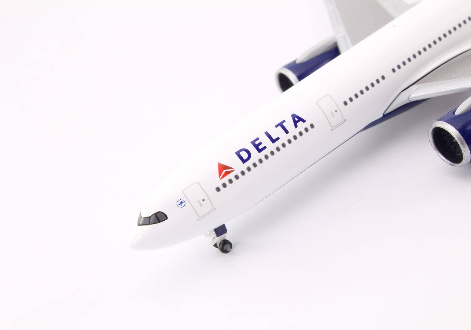 Herpa Delta Air Lines Airbus A330-900neo 533515
