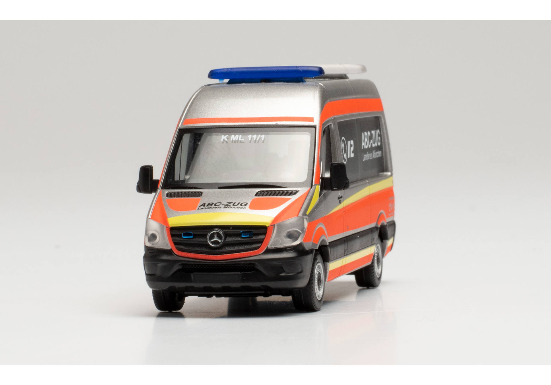 Herpa Mercedes-Benz Sprinter `13 Bus HD „ABC-Zug Landkreis München“ 096379