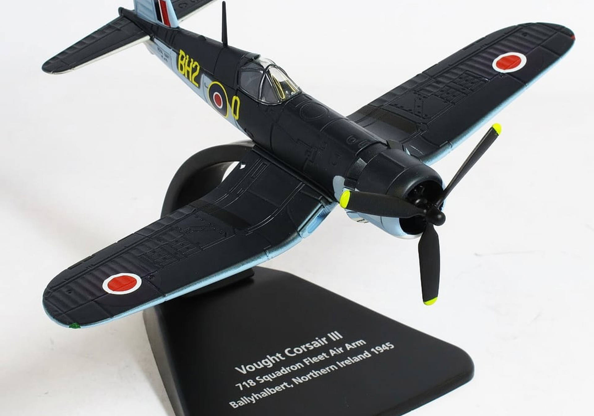 Herpa Vought Corsair III 718 Sqn. FAA BallyhalbertNI 1945 81AC070